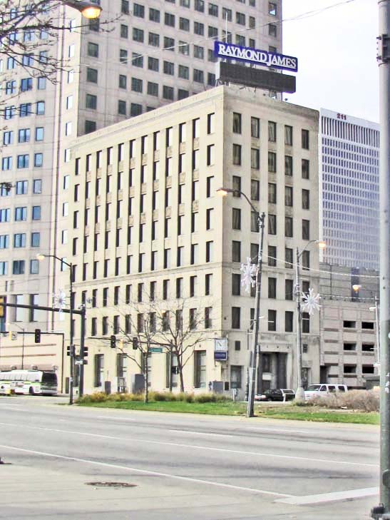 Standard Federal Savings and Loan Building